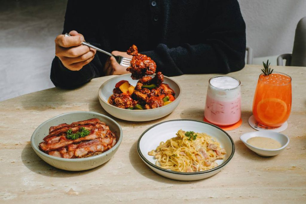 ARUNN (อรุณ) By ไก่ทอง ออริจินัลคาเฟ่ร้านอาหารไทยเปิดใหม่ เดอะมอลล์งาม ...