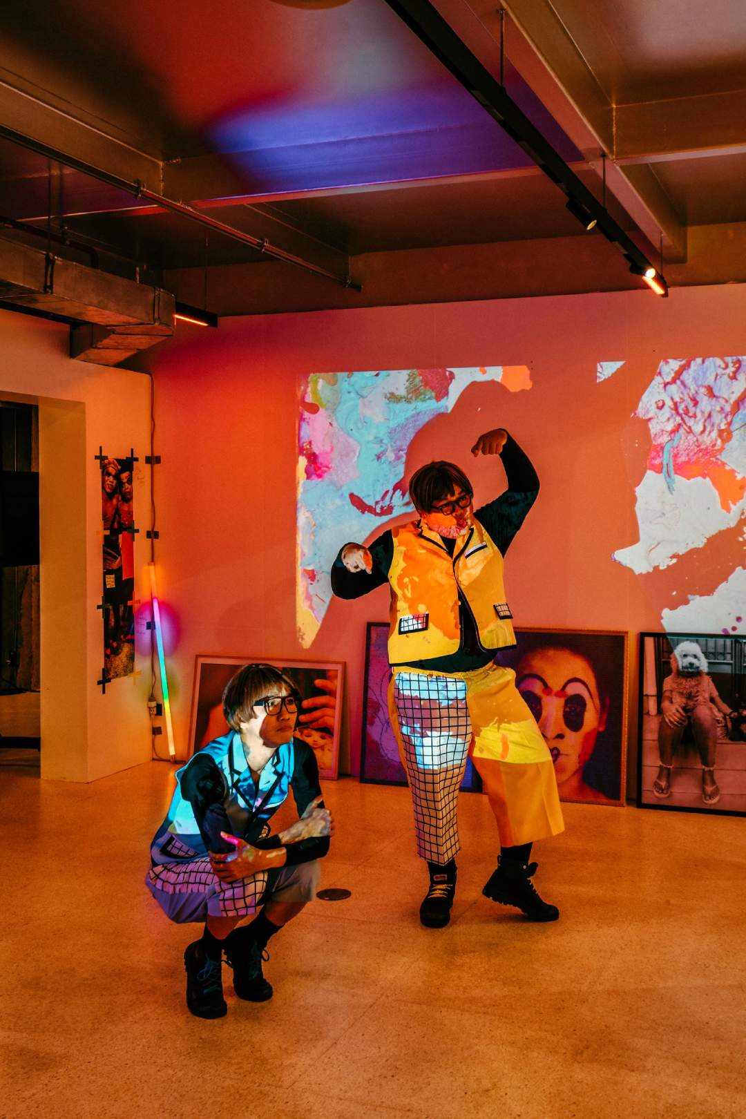 Going On...Plenchit เดินเล่น เสพงานศิลป์ นั่งชิล ฟังเพลงด้วยเครื่องดื่ม ...