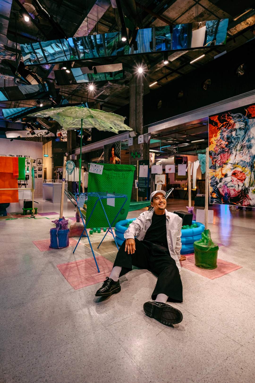 Going On...Plenchit เดินเล่น เสพงานศิลป์ นั่งชิล ฟังเพลงด้วยเครื่องดื่ม ...