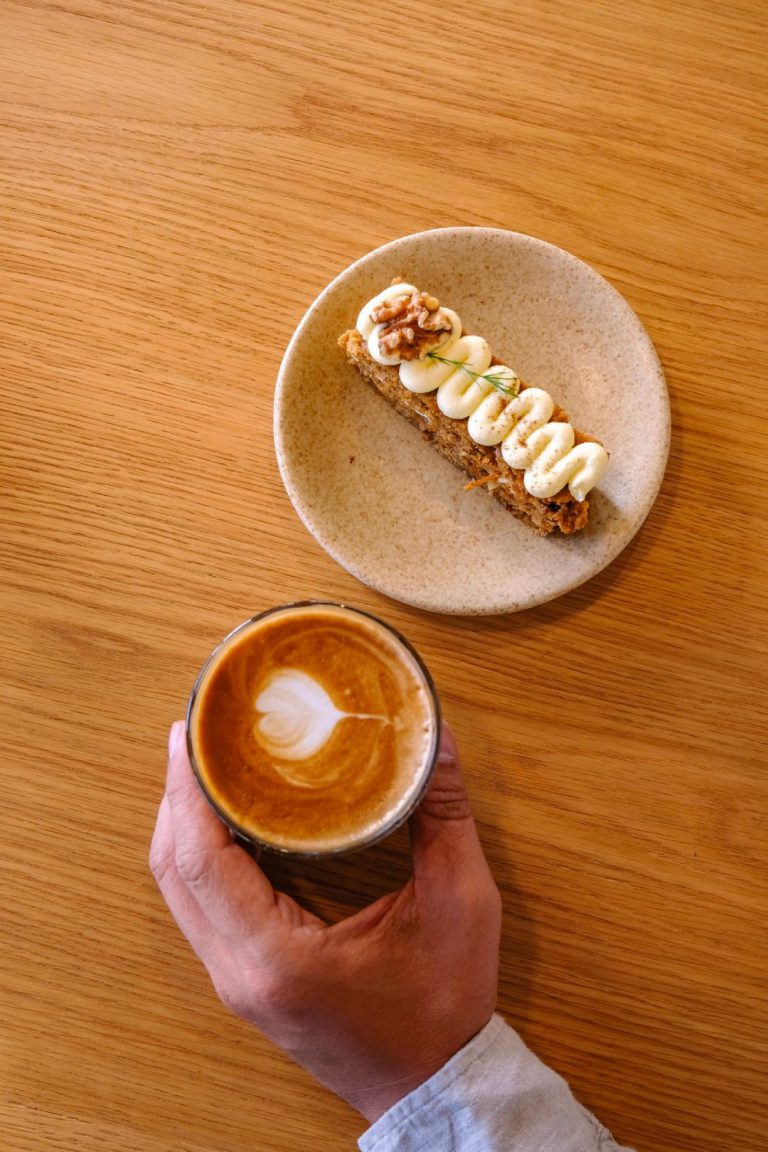 Smitten cafe and studio คาเฟ่เปิดใหม่สไตล์เกาหลีแบบ Homey โฮมใจ ย่าน ...