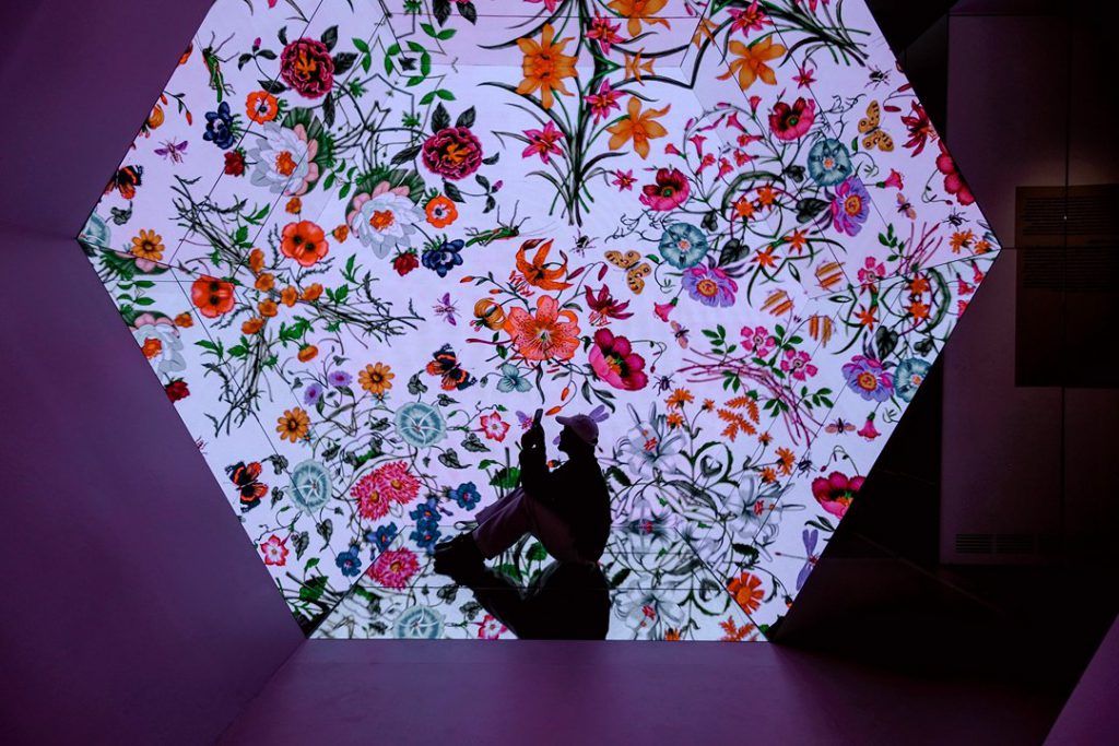#เข้าชมฟรี นิทรรศการครั้งแรกของโลก Discover the world of Gucci at Gucci ...