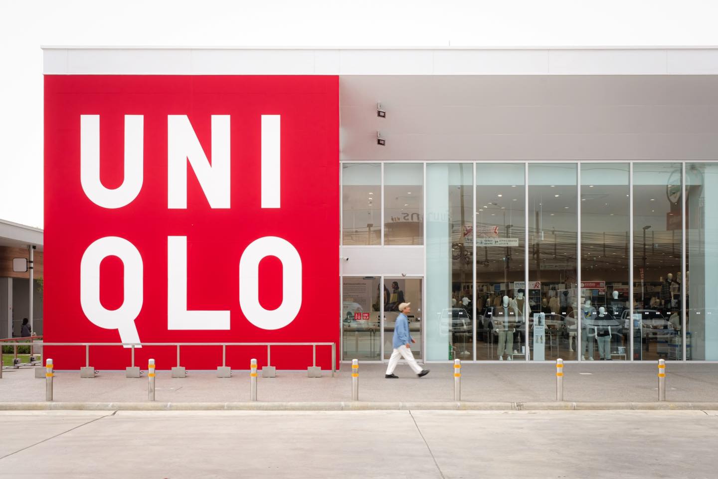 Uniqlo Roadside Ramkhamhaeng สาขาใหม่ใหญ่มาก - ต้องไปแล้วแหละ